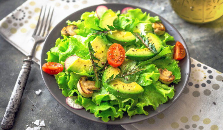 15 Types of Salads - Farmhouse Guide