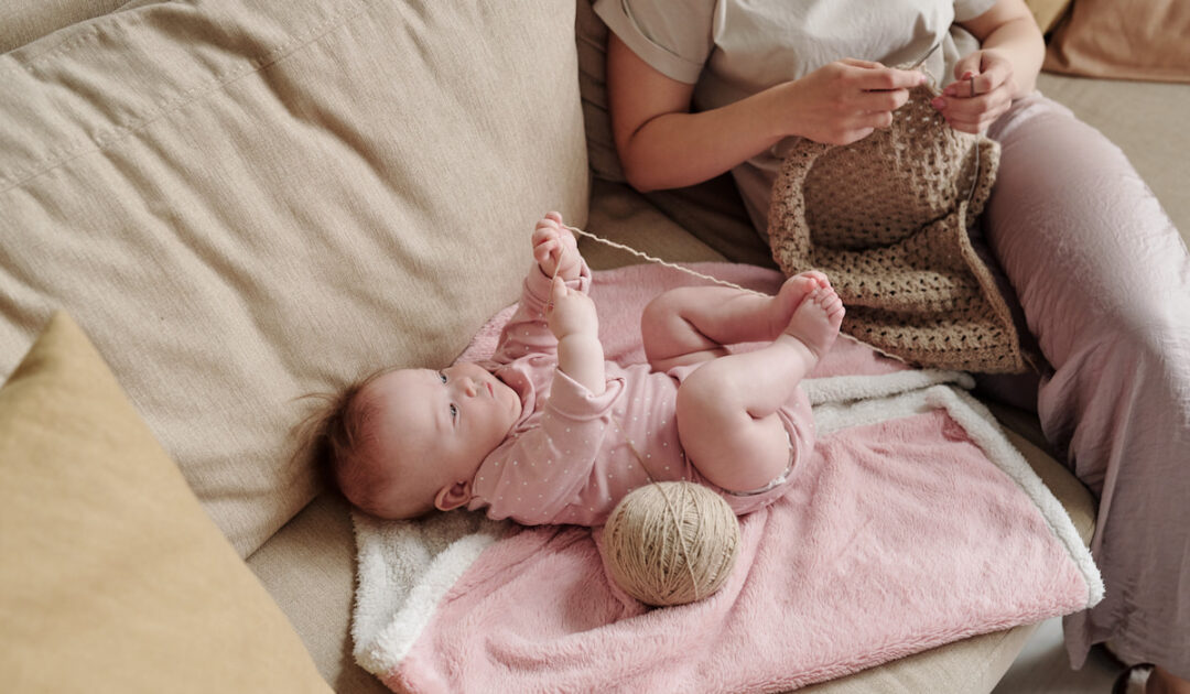9 Best Yarns for a Baby Blanket + How to Choose - Farmhouse Guide