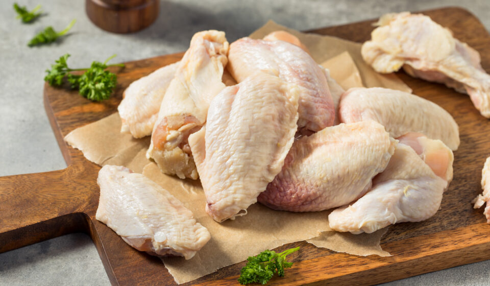 How to Tell if Chicken Is Bad? - Farmhouse Guide