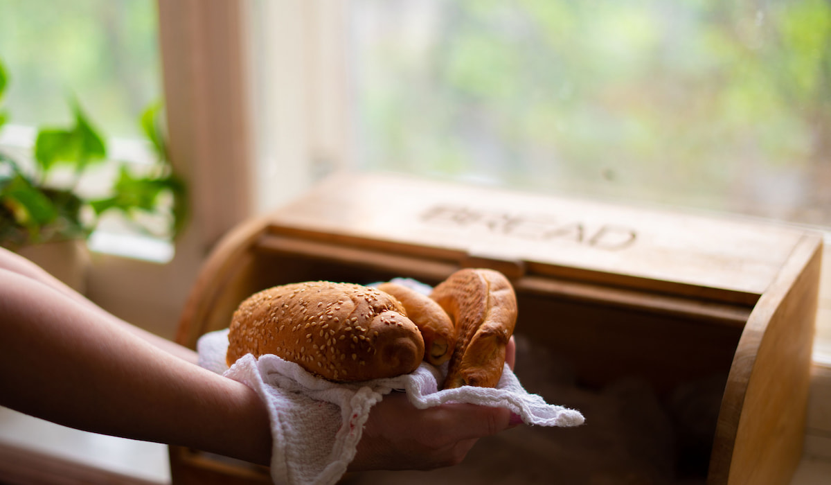 Do Bread Boxes Work Farmhouse Guide Do Bread Boxes Work Farmhouse Guide