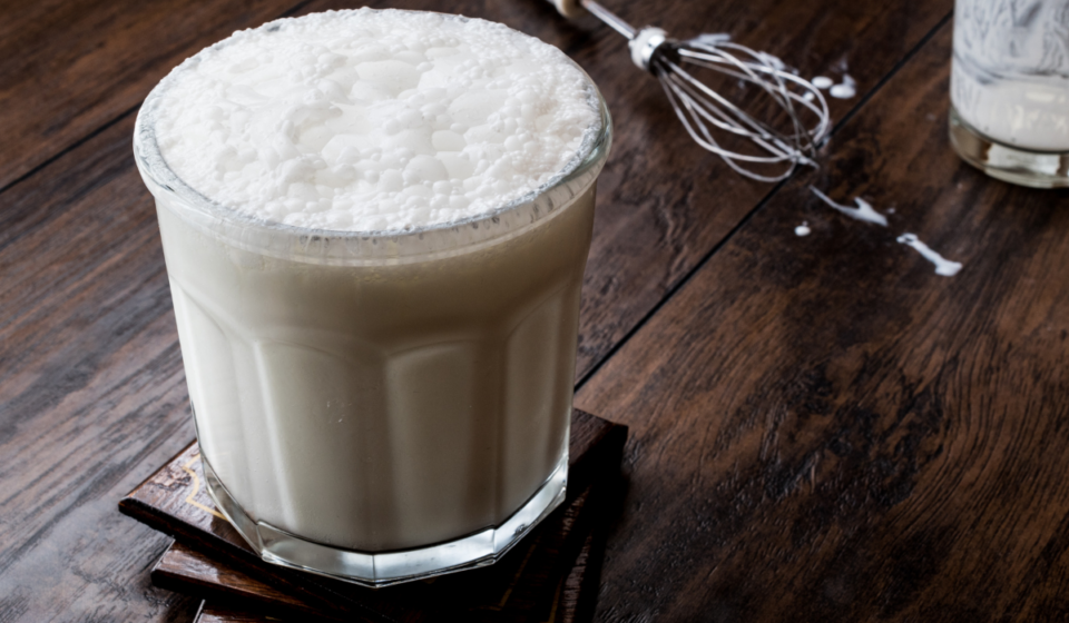 How to Tell if Buttermilk Is Bad - Farmhouse Guide