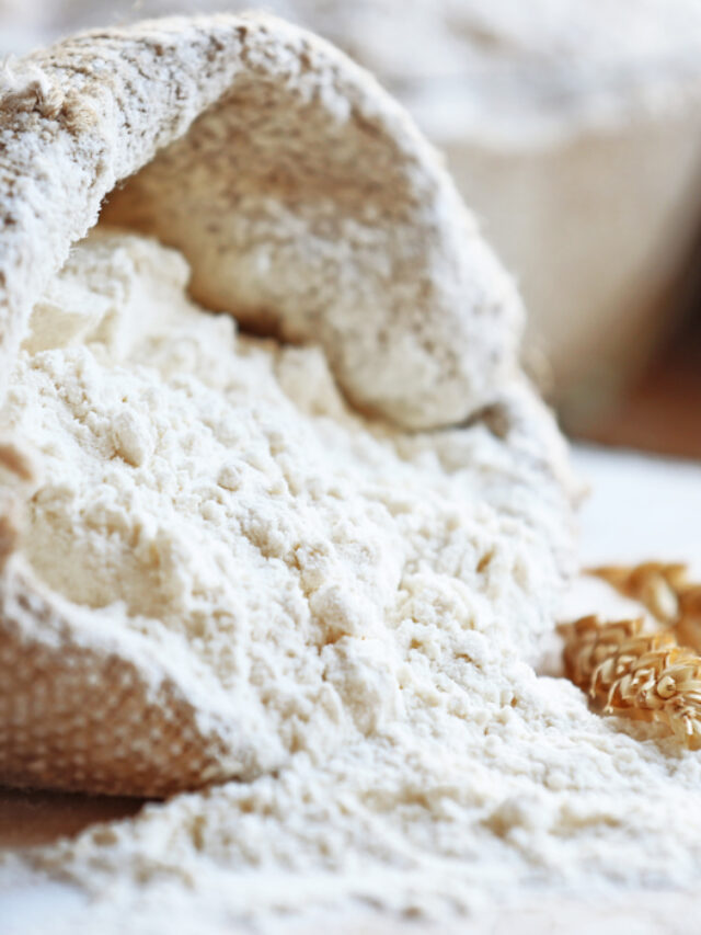 5 Types of Flour That Work for Fried Chicken - Farmhouse Guide 5 Types of Flour That Work for Fried Chicken - Farmhouse Guide