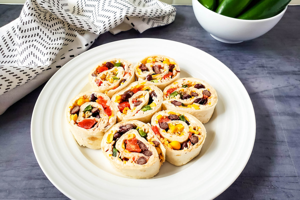Southwest Chicken Pinwheels - Farmhouse Guide