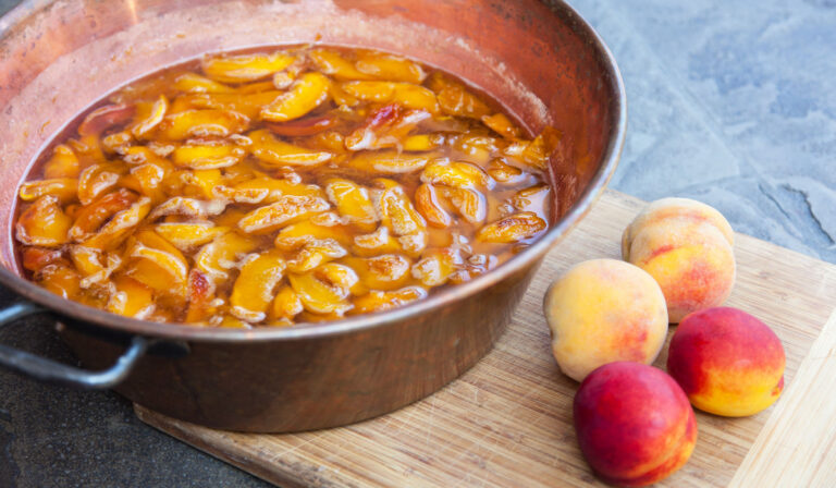 7 Ways to Preserve Fruit - Farmhouse Guide