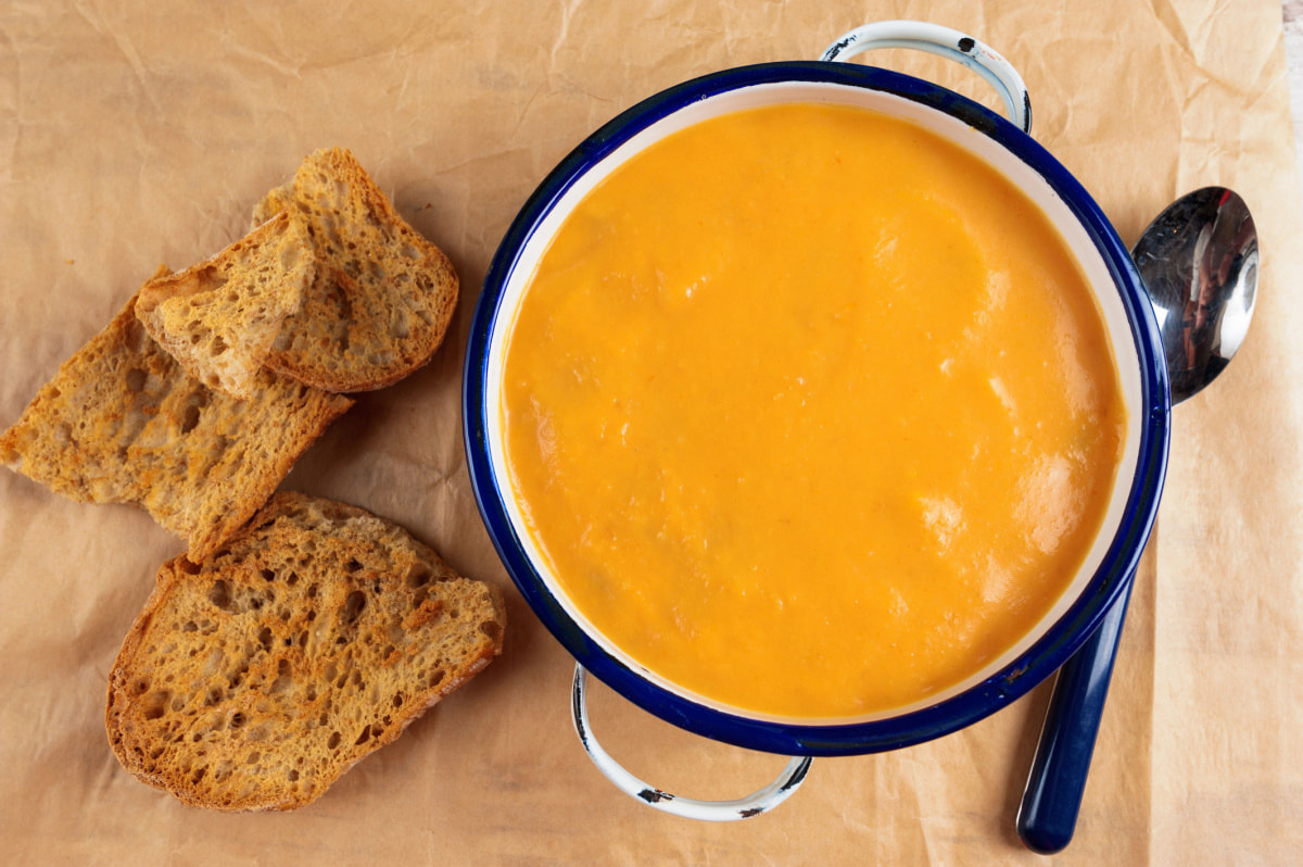 9 Best Soups for Canning - Farmhouse Guide